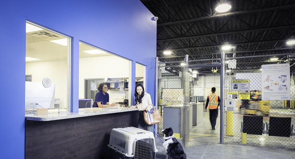 Westjet pet cargo store