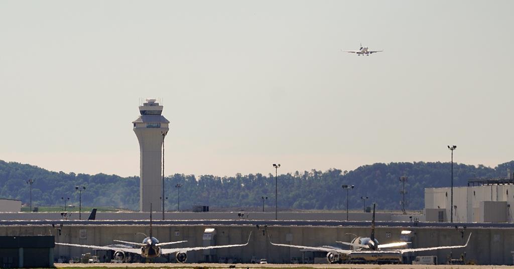 Louisville airport fully operational after MD-11 freighter crash kills ...